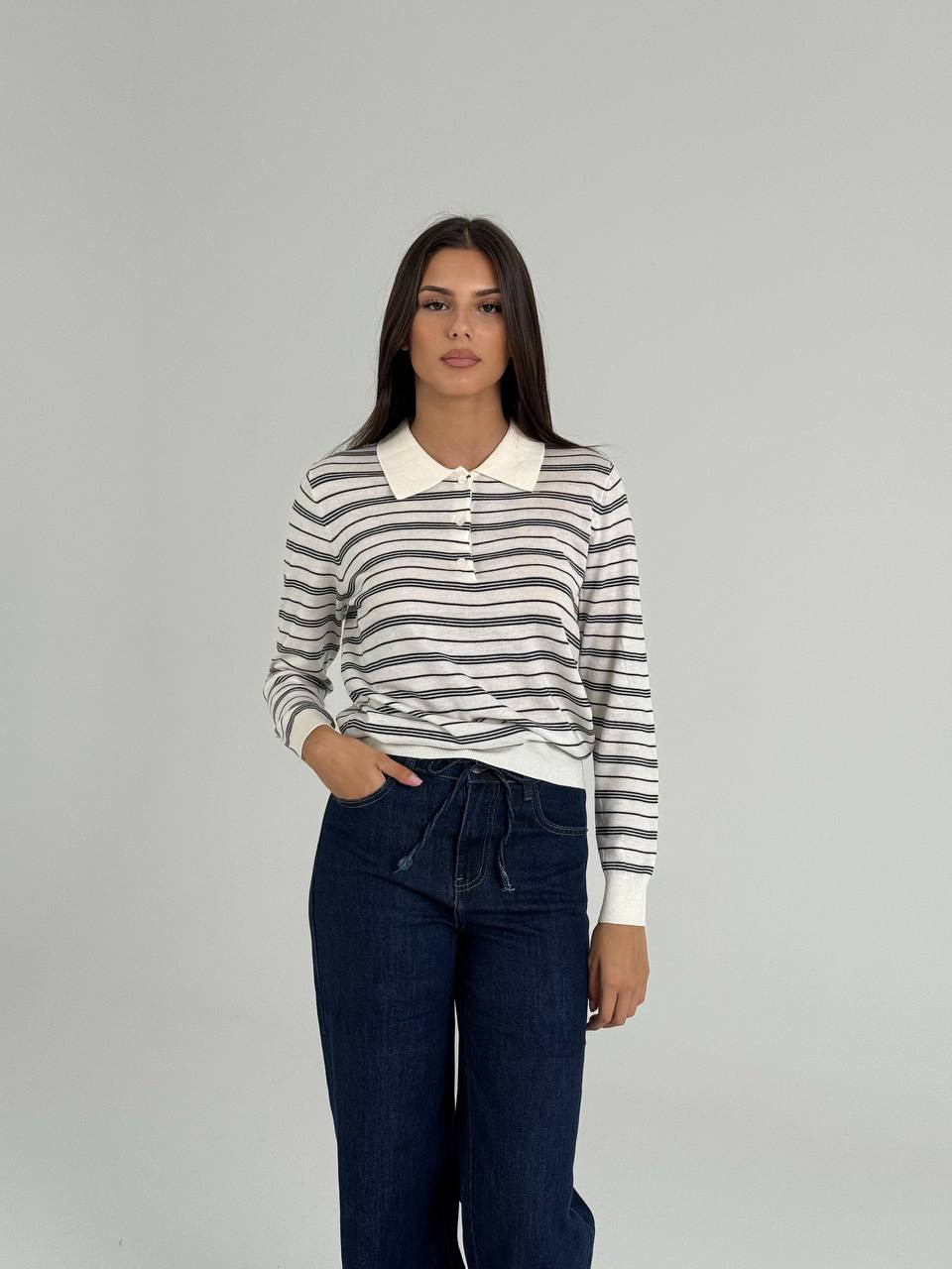 Striped lightweight sweater with collar